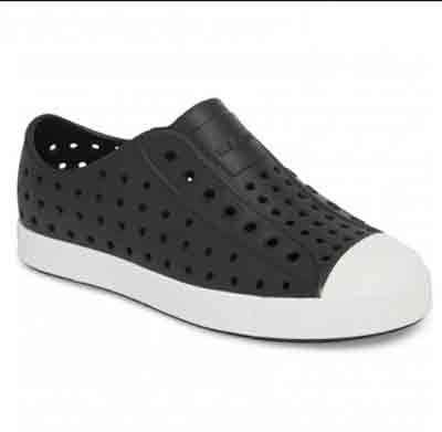 Native vs Crocs: Who is the Winner? | Footted