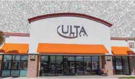 Ulta Dress Code Policy for Employees: Outfits to Wear | Footted