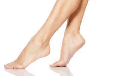 How to Become a Foot Model (in 2023) | Footted